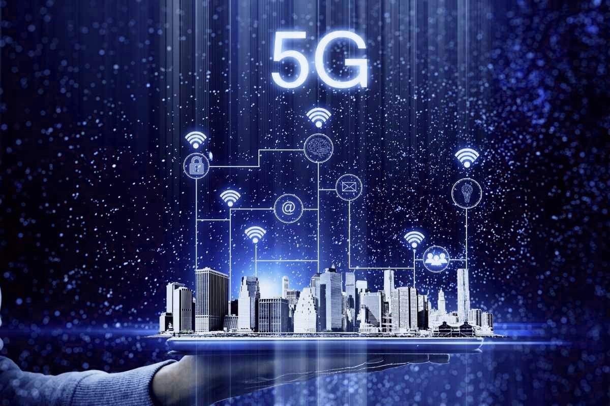 The Role of 5G in Advancing Smart Cities in 2023 - TechKnowable